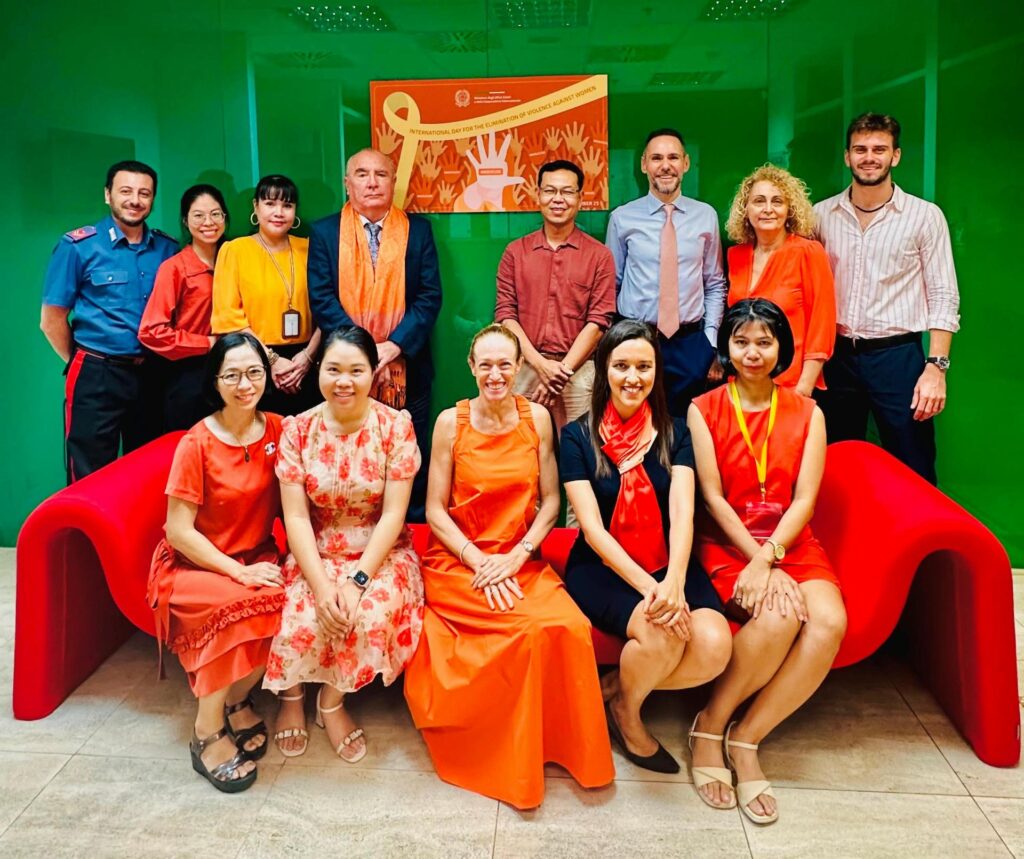 Ho Chi Minh City: a red bench at the Consulate General of Italy to stand against gender-based ...